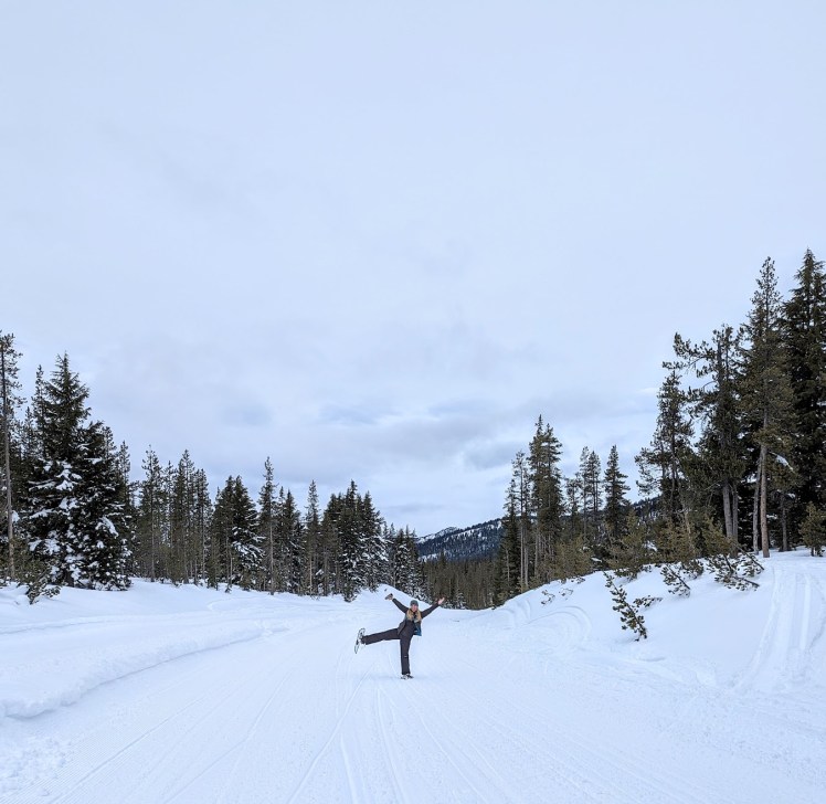 Explore Bend – Snowshoeing to Todd Lake – DriftBound